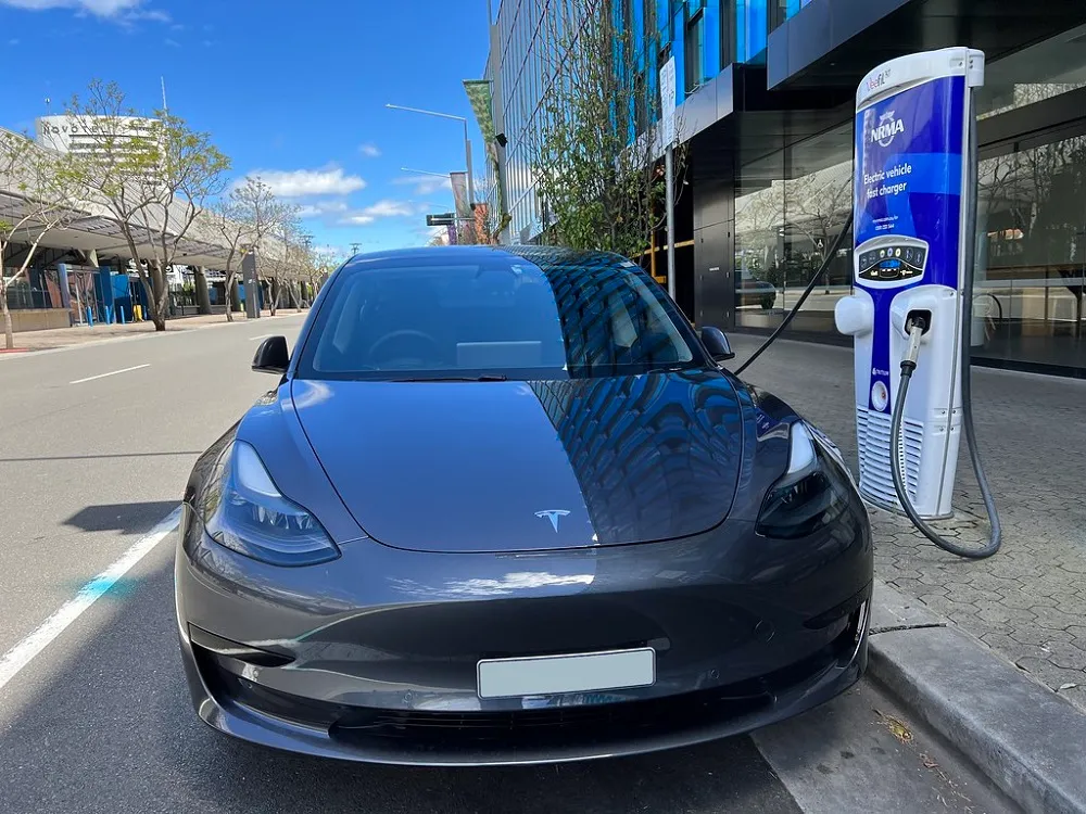 Guide to Installing an EV Charger at Home